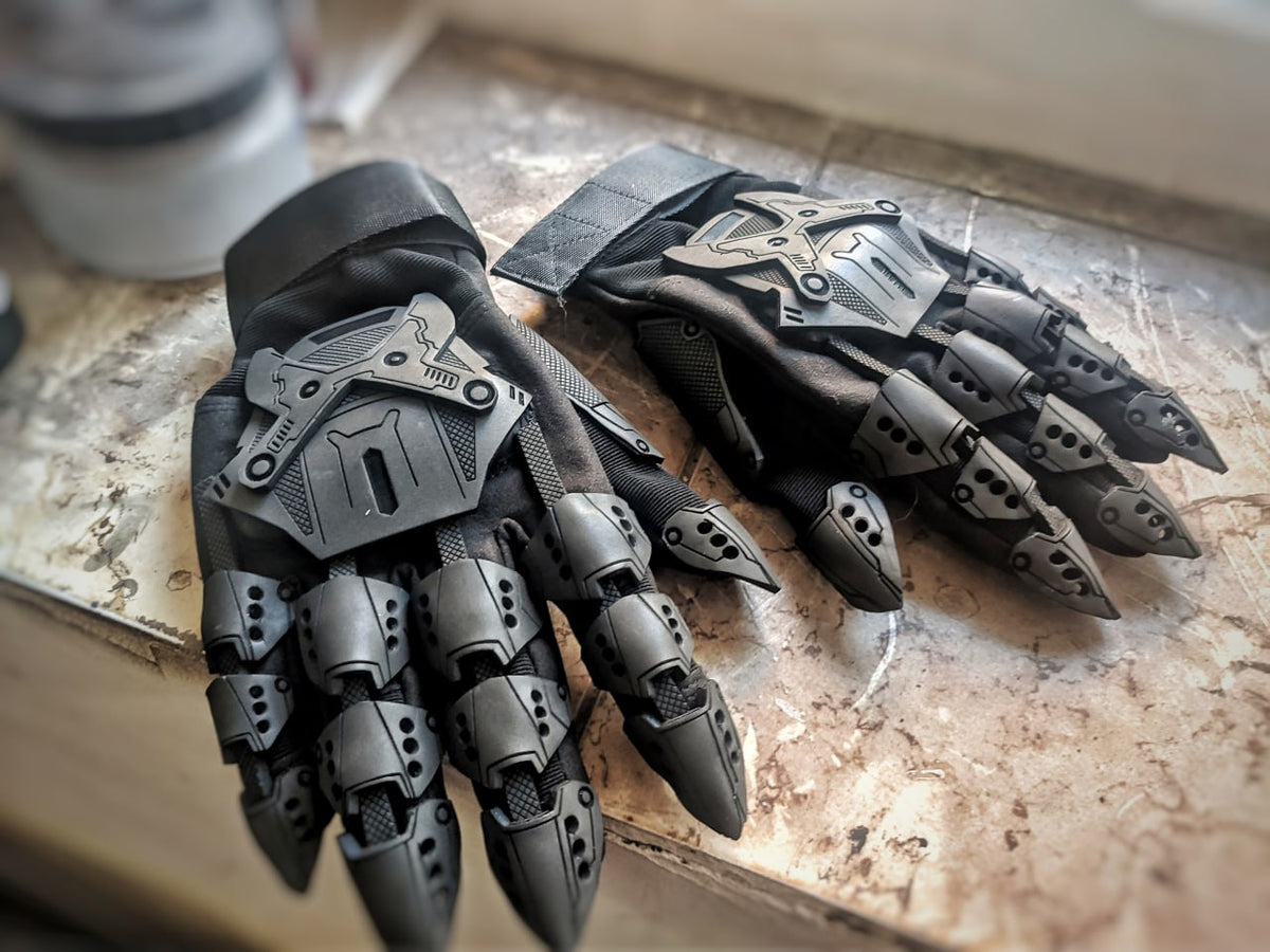 Cyberpunk Cosplay Arm Bracers – Wearable Futuristic Armor – Kenesberem